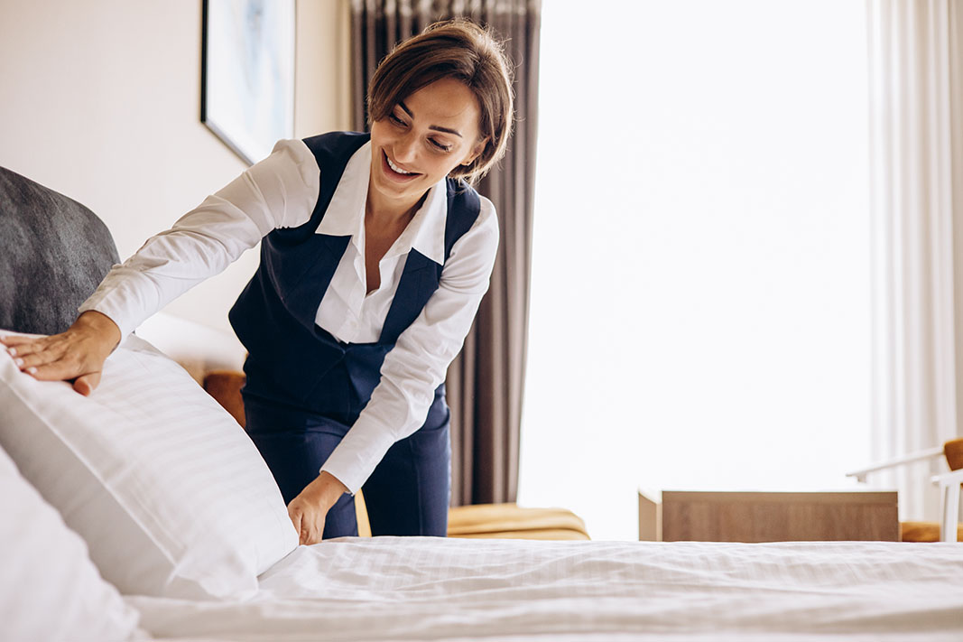 Executive Housekeeper (M/W) - Hotelis